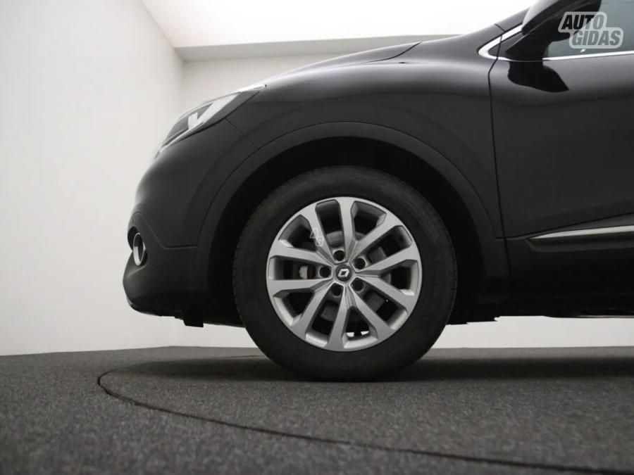 Black Renault Kadjar 2016 in Vilnius, with an engine capacity of 1.20 L and mileage of 170 thousand km for 9099 €, photo 28 on AUTOMOTO.COM.LV