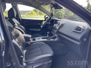 Черный Рено Kadjar 2016 в Рига, объемом двигателя 1.50 л и пробегом 113 тыс. км за 8590 €, фото 19 на AUTOMOTO.COM.LV