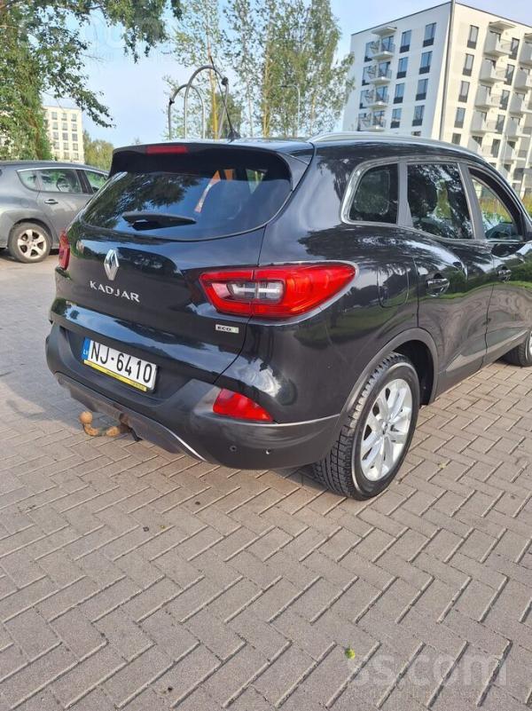 Melns Renault Kadjar 2016 Rīga, ar dzinēja tilpumu 1.50 L un nobraukumu 224 tūkst. km par 8800 €, foto 4 vietnē AUTOMOTO.COM.LV
