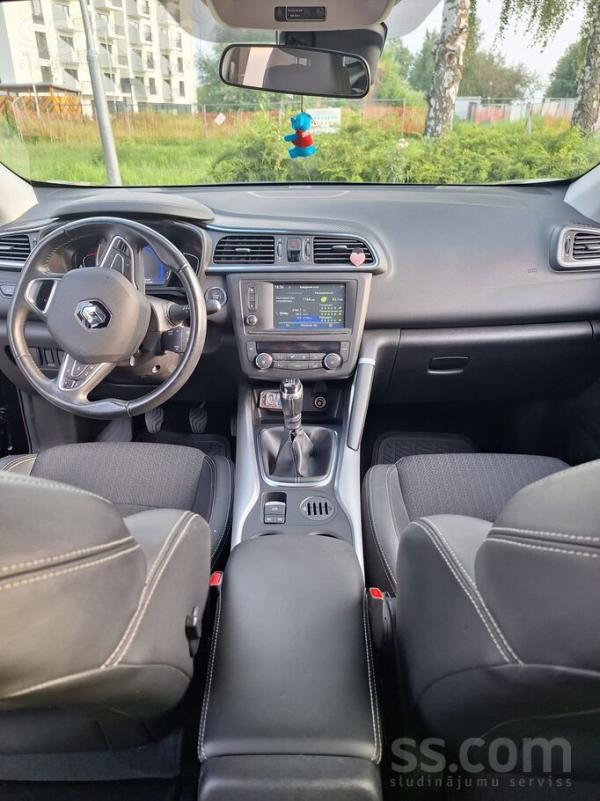 Melns Renault Kadjar 2016 Rīga, ar dzinēja tilpumu 1.50 L un nobraukumu 224 tūkst. km par 8800 €, foto 10 vietnē AUTOMOTO.COM.LV
