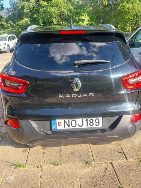 Черный Рено Kadjar 2016 в Вильнюс, объемом двигателя 1.60 л и пробегом 174 тыс. км за 9800 €, фото 2 на AUTOMOTO.COM.LV