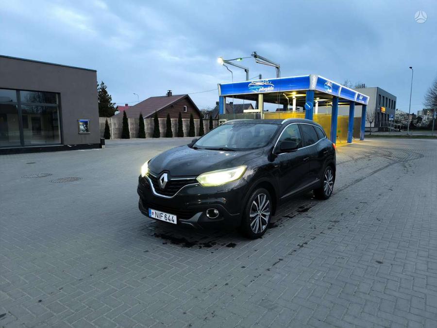 Melns Renault Kadjar 2016 Tauragė, ar dzinēja tilpumu 0.00 L un nobraukumu 249 tūkst. km par 8350 €, foto 3 vietnē AUTOMOTO.COM.LV