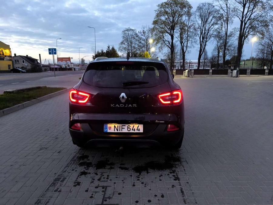 Melns Renault Kadjar 2016 Tauragė, ar dzinēja tilpumu 0.00 L un nobraukumu 249 tūkst. km par 8350 €, foto 8 vietnē AUTOMOTO.COM.LV
