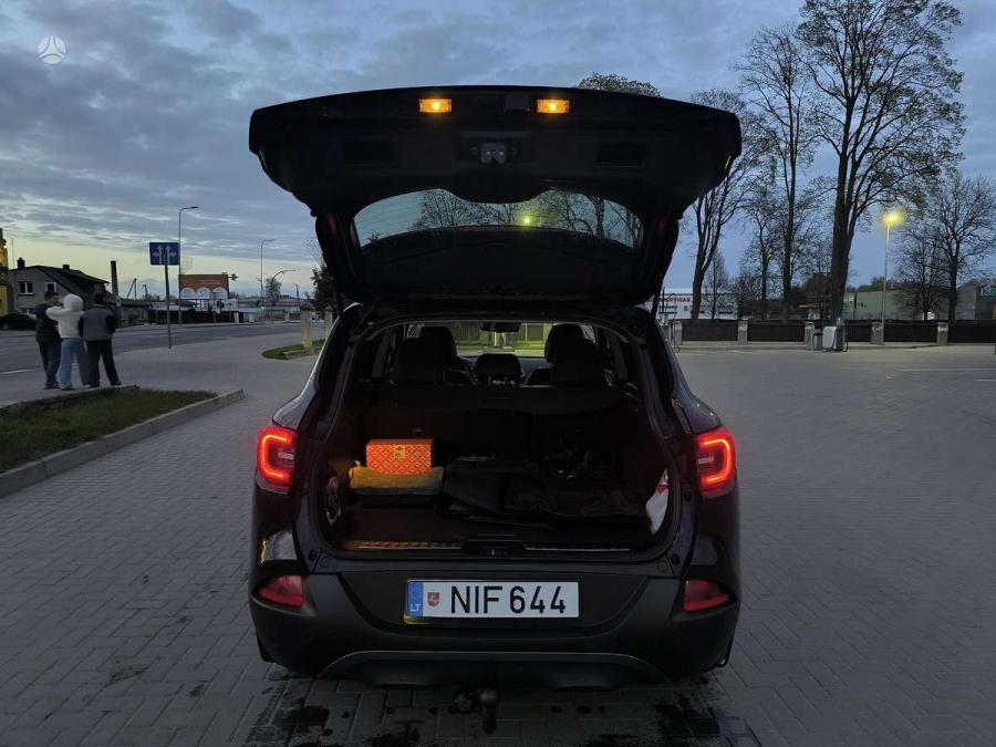 Melns Renault Kadjar 2016 Tauragė, ar dzinēja tilpumu 0.00 L un nobraukumu 249 tūkst. km par 8350 €, foto 9 vietnē AUTOMOTO.COM.LV