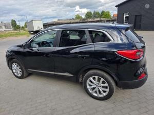 Черный Рено Kadjar 2016 в Таураге, объемом двигателя 1.20 л и пробегом 150 тыс. км за 7000 €, фото  на AUTOMOTO.COM.LV