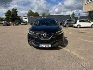 Melns Renault Kadjar 2016 Jelgava, ar dzinēja tilpumu 1.20 L un nobraukumu 0 tūkst. km par 5300 €, foto  vietnē AUTOMOTO.COM.LV