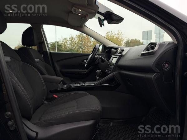 Черный Рено Kadjar 2016 в Рига, объемом двигателя 1.50 л и пробегом 290 тыс. км за 6490 €, фото 8 на AUTOMOTO.COM.LV