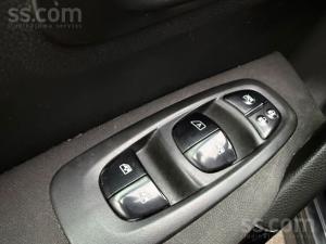 Черный Рено Kadjar 2016 в Рига, объемом двигателя 1.50 л и пробегом 290 тыс. км за 6490 €, фото 13 на AUTOMOTO.COM.LV