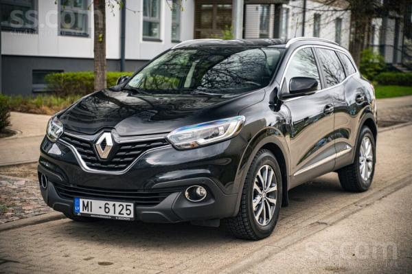 Melns Renault Kadjar 2017 Rīga, ar dzinēja tilpumu 1.60 L un nobraukumu 0 tūkst. km par 11600 €, foto 1 vietnē AUTOMOTO.COM.LV