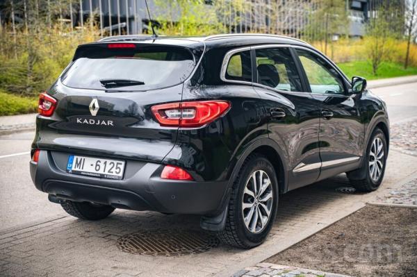 Melns Renault Kadjar 2017 Rīga, ar dzinēja tilpumu 1.60 L un nobraukumu 0 tūkst. km par 11600 €, foto 4 vietnē AUTOMOTO.COM.LV
