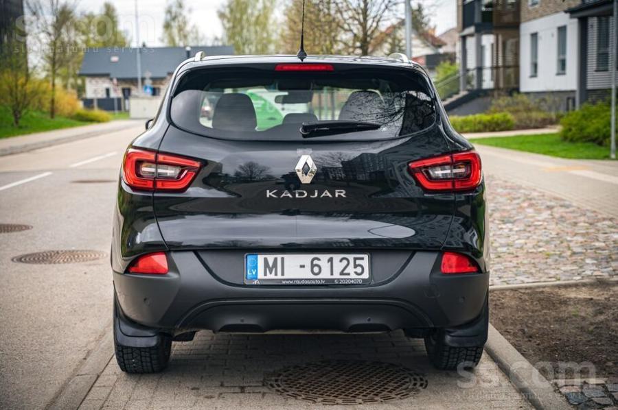 Melns Renault Kadjar 2017 Rīga, ar dzinēja tilpumu 1.60 L un nobraukumu 0 tūkst. km par 11000 €, foto 5 vietnē AUTOMOTO.COM.LV