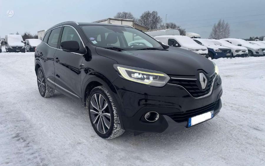 Black Renault Kadjar 2017 in Taurage, with an engine capacity of 1.20 L and mileage of 155 thousand km for 8300 €, photo 4 on AUTOMOTO.COM.LV