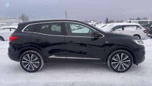 Black Renault Kadjar 2017 in Taurage, with an engine capacity of 1.20 L and mileage of 155 thousand km for 8300 €, photo 6 on AUTOMOTO.COM.LV