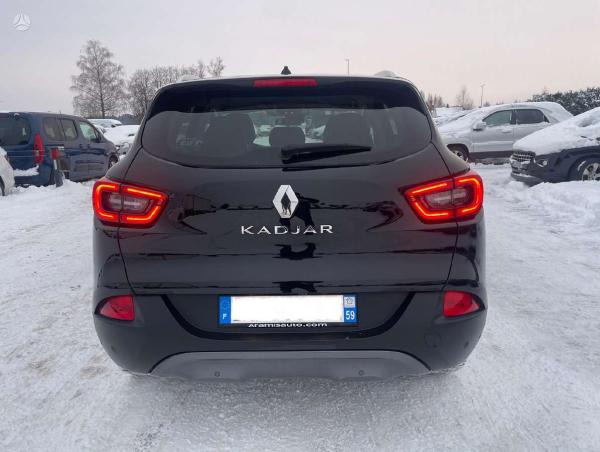 Black Renault Kadjar 2017 in Taurage, with an engine capacity of 1.20 L and mileage of 155 thousand km for 8300 €, photo 7 on AUTOMOTO.COM.LV