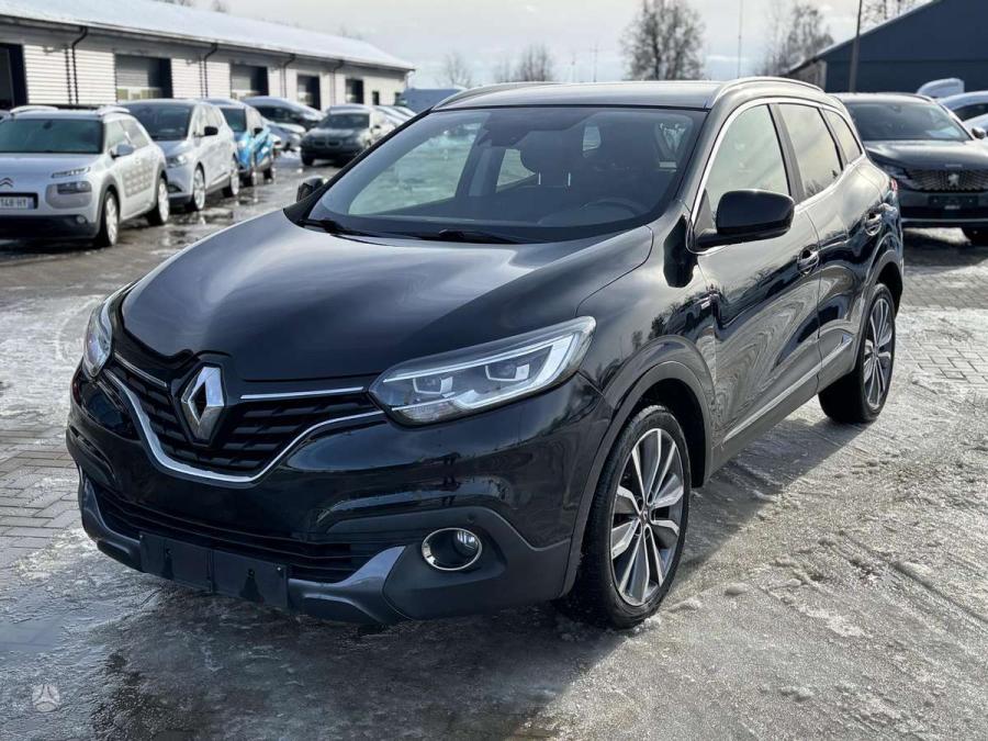 Black Renault Kadjar 2017 in Taurage, with an engine capacity of 1.20 L and mileage of 125 thousand km for 7750 €, photo 1 on AUTOMOTO.COM.LV
