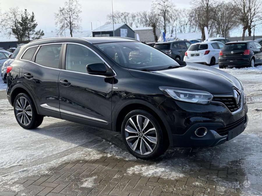 Black Renault Kadjar 2017 in Taurage, with an engine capacity of 1.20 L and mileage of 125 thousand km for 7750 €, photo 5 on AUTOMOTO.COM.LV