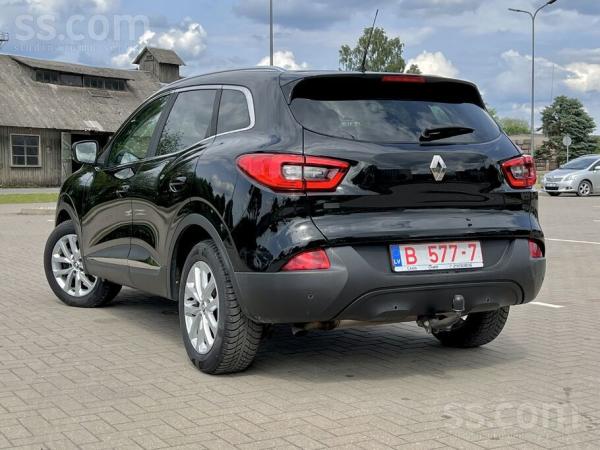 Melns Renault Kadjar 2017 Cēsis, ar dzinēja tilpumu 1.20 L un nobraukumu 185 tūkst. km par 8700 €, foto 2 vietnē AUTOMOTO.COM.LV