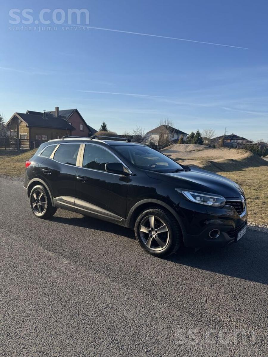 Melns Renault Kadjar 2017 Rīga, ar dzinēja tilpumu 1.50 L un nobraukumu 244 tūkst. km par 8400 €, foto 1 vietnē AUTOMOTO.COM.LV