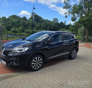 Black Renault Kadjar 2017 in Bauska, with an engine capacity of 1.60 L and mileage of 200 thousand km for 11000 €, photo  on AUTOMOTO.COM.LV