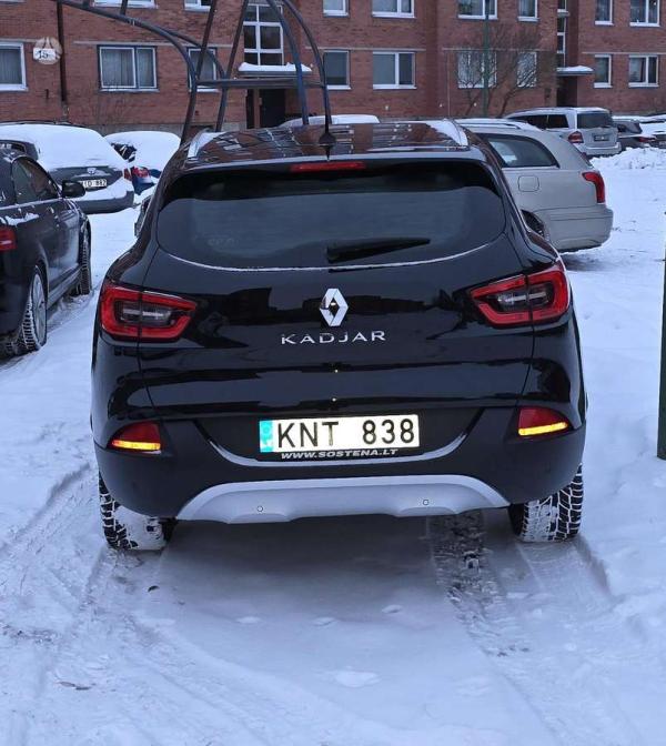 Black Renault Kadjar 2018 in Klaipeda, with an engine capacity of 1.20 L and mileage of 99 thousand km for 11500 €, photo 6 on AUTOMOTO.COM.LV