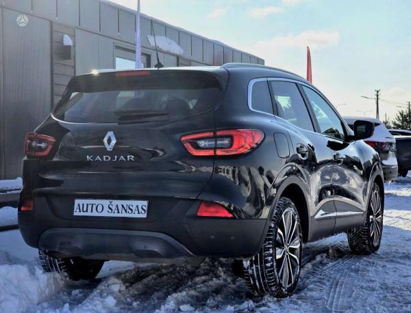 Black Renault Kadjar 2018 in Taurage, with an engine capacity of 1.46 L and mileage of 144 thousand km for 11600 €, photo 8 on AUTOMOTO.COM.LV