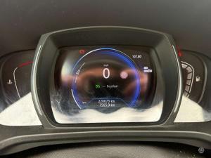 Black Renault Kadjar 2018 in Vilnius, with an engine capacity of 1.46 L and mileage of 221 thousand km for 8970 €, photo 14 on AUTOMOTO.COM.LV