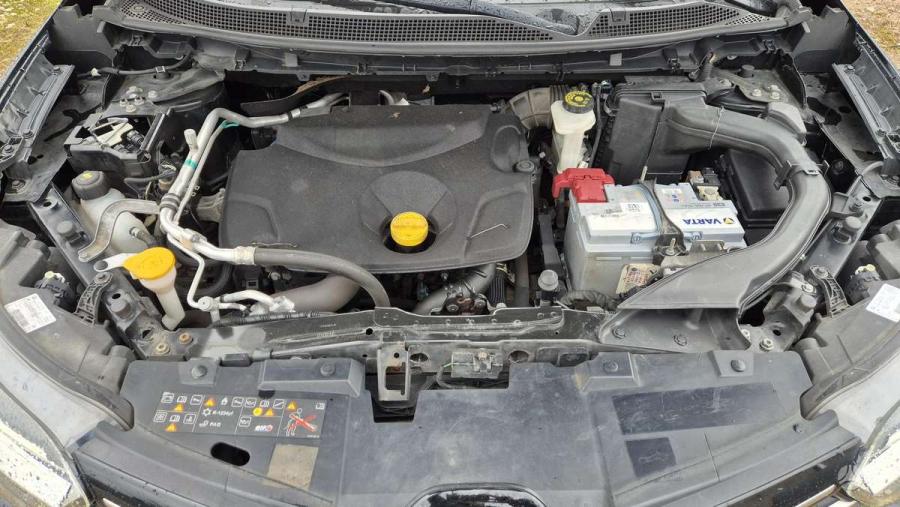 Black Renault Kadjar 2018 in Taurage, with an engine capacity of 1.46 L and mileage of 211 thousand km for 7900 €, photo 14 on AUTOMOTO.COM.LV