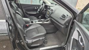 Black Renault Kadjar 2018 in Taurage, with an engine capacity of 1.46 L and mileage of 211 thousand km for 7900 €, photo 16 on AUTOMOTO.COM.LV