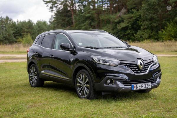 Black Renault Kadjar 2018 in Jonava, with an engine capacity of 1.20 L and mileage of 108 thousand km for 10500 €, photo 1 on AUTOMOTO.COM.LV