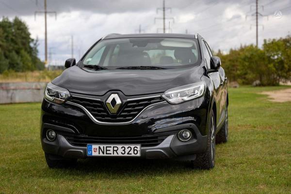 Black Renault Kadjar 2018 in Jonava, with an engine capacity of 1.20 L and mileage of 108 thousand km for 10500 €, photo 7 on AUTOMOTO.COM.LV