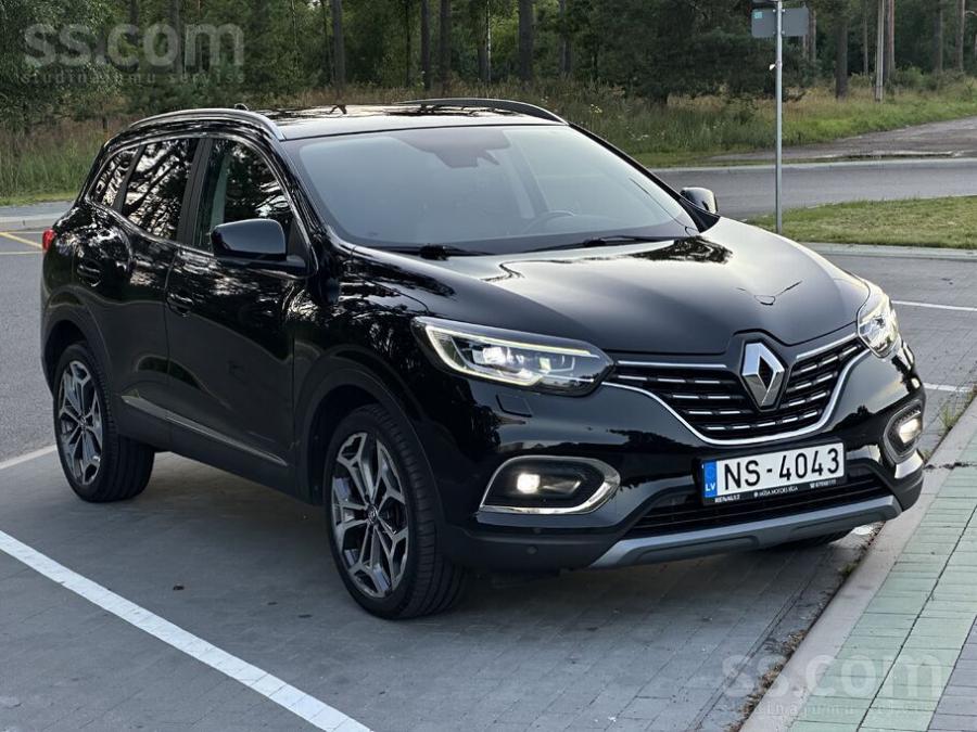 Black Renault Kadjar 2019 in Riga, with an engine capacity of 1.30 L and mileage of 127 thousand km for 12890 €, photo 3 on AUTOMOTO.COM.LV