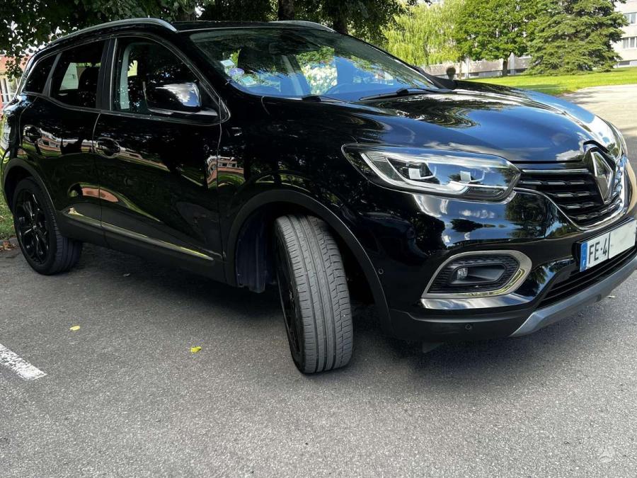 Melns Renault Kadjar 2019 Tauragė, ar dzinēja tilpumu 1.30 L un nobraukumu 189 tūkst. km par 9499 €, foto 3 vietnē AUTOMOTO.COM.LV