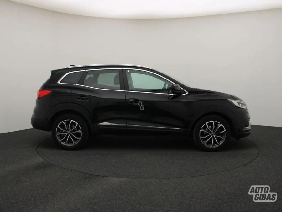 Black Renault Kadjar 2020 in Vilnius, with an engine capacity of 1.30 L and mileage of 108 thousand km for 14999 €, photo 10 on AUTOMOTO.COM.LV
