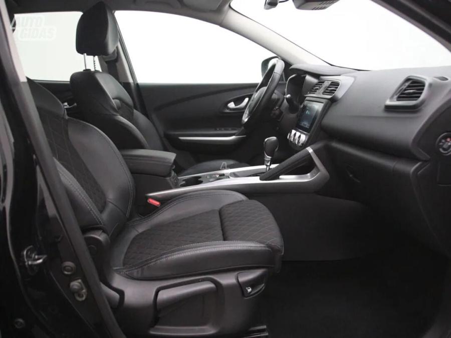 Black Renault Kadjar 2020 in Vilnius, with an engine capacity of 1.30 L and mileage of 108 thousand km for 14999 €, photo 15 on AUTOMOTO.COM.LV