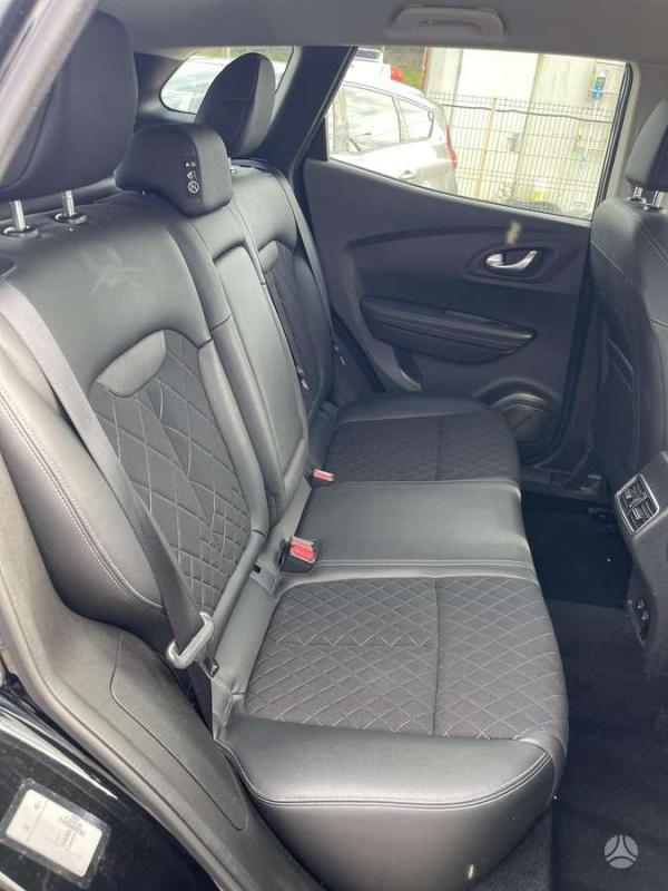 Black Renault Kadjar 2020 in Vilnius, with an engine capacity of 1.46 L and mileage of 102 thousand km for 15851 €, photo 8 on AUTOMOTO.COM.LV