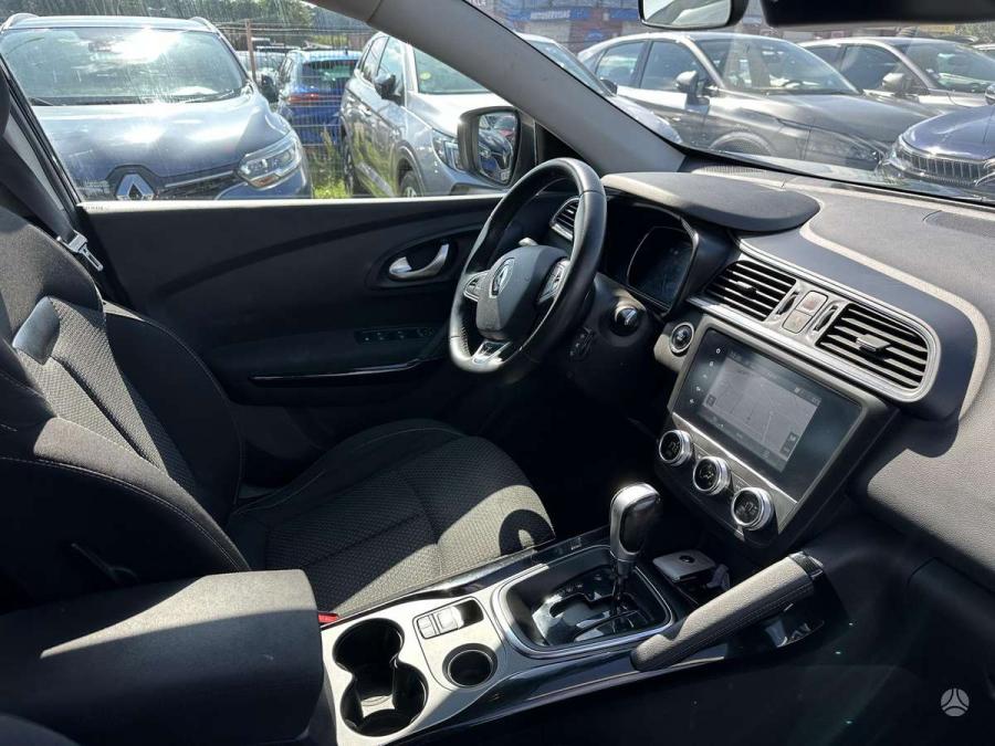 Black Renault Kadjar 2020 in Vilnius, with an engine capacity of 1.46 L and mileage of 174 thousand km for 11494 €, photo 16 on AUTOMOTO.COM.LV
