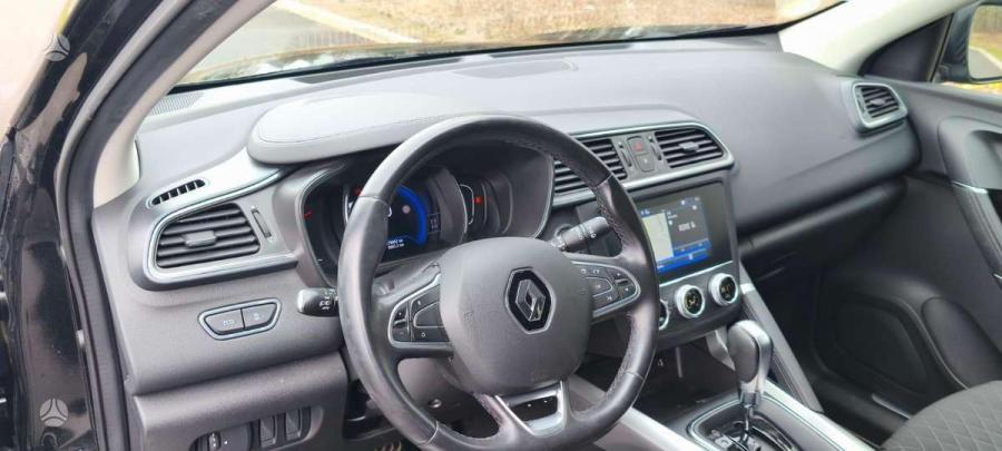 Black Renault Kadjar 2021 in Kaunas, with an engine capacity of 1.46 L and mileage of 180 thousand km for 14460 €, photo 10 on AUTOMOTO.COM.LV