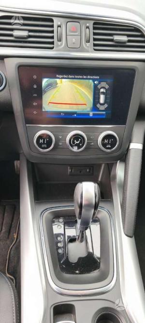Black Renault Kadjar 2021 in Kaunas, with an engine capacity of 1.46 L and mileage of 180 thousand km for 14460 €, photo 13 on AUTOMOTO.COM.LV