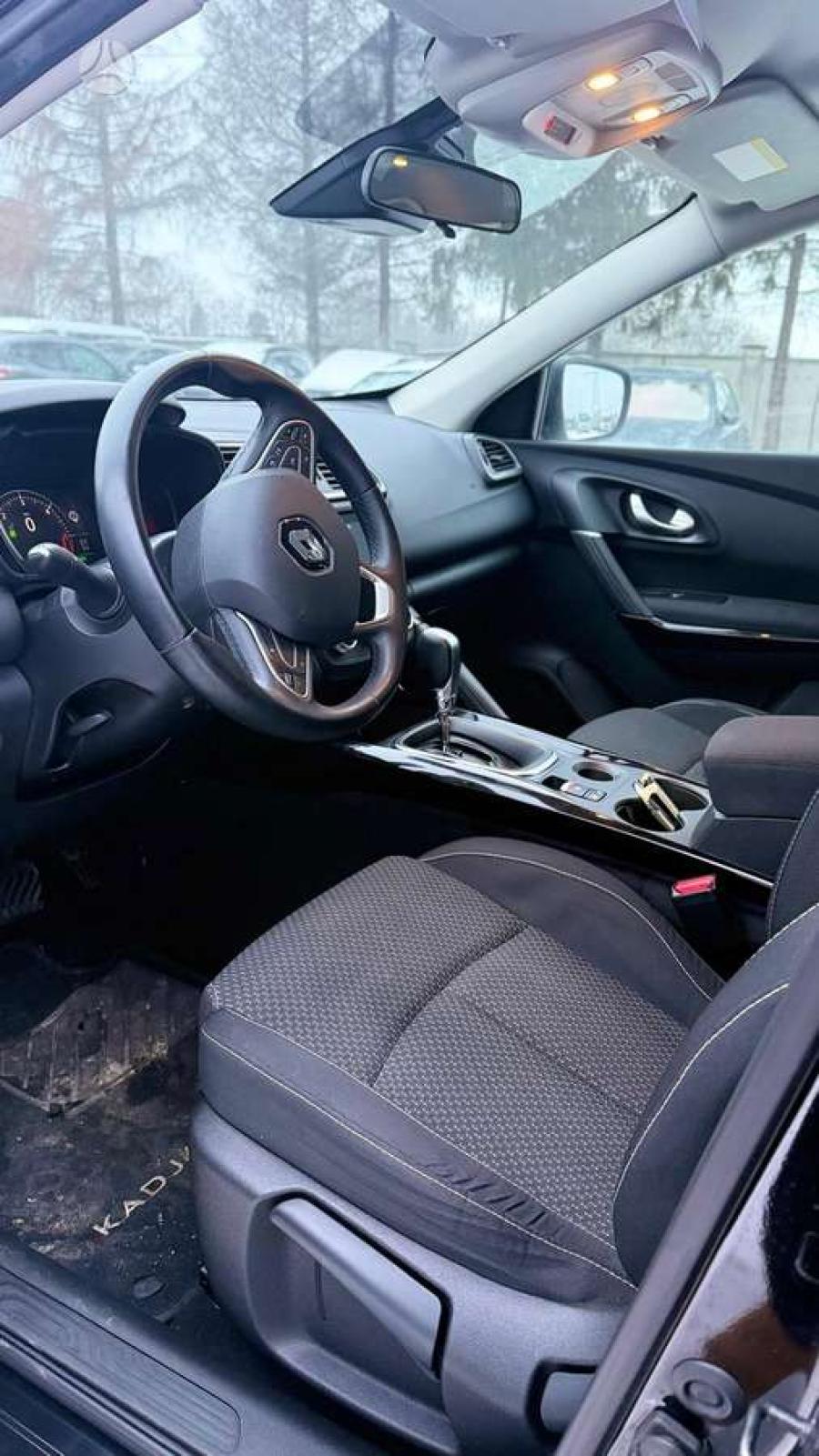 Black Renault Kadjar 2022 in Kaunas, with an engine capacity of 1.46 L and mileage of 160 thousand km for 14157 €, photo 17 on AUTOMOTO.COM.LV