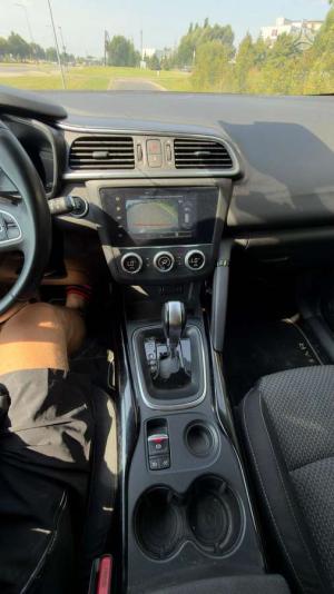 Black Renault Kadjar 2022 in Kaunas, with an engine capacity of 1.46 L and mileage of 184 thousand km for 11950 €, photo 13 on AUTOMOTO.COM.LV