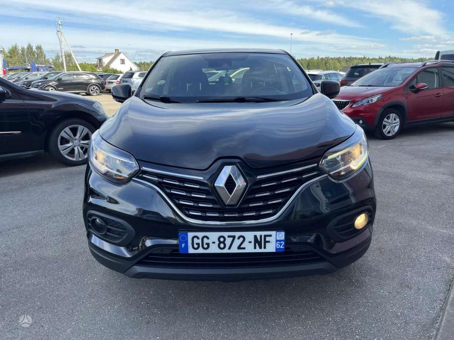 Black Renault Kadjar 2022 in Taurage, with an engine capacity of 1.46 L and mileage of 215 thousand km for 11300 €, photo 3 on AUTOMOTO.COM.LV