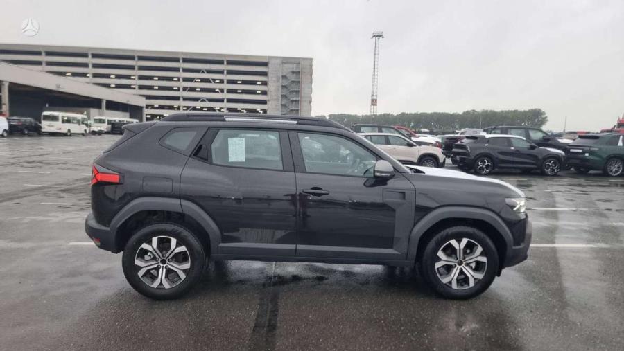 Melns Renault Kadjar 2026 Plungė, ar dzinēja tilpumu 1.30 L un nobraukumu 10 tūkst. km par 16900 €, foto 3 vietnē AUTOMOTO.COM.LV