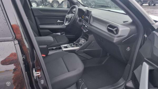 Melns Renault Kadjar 2026 Plungė, ar dzinēja tilpumu 1.30 L un nobraukumu 10 tūkst. km par 16900 €, foto 6 vietnē AUTOMOTO.COM.LV