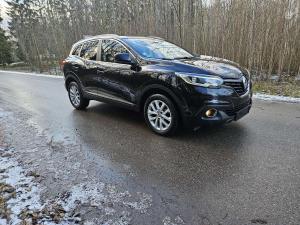 Black Renault Kadjar 2017 in Raseiniai, with an engine capacity of 1.50 L and mileage of 225 thousand km for 8300 €, photo 3 on AUTOMOTO.COM.LV