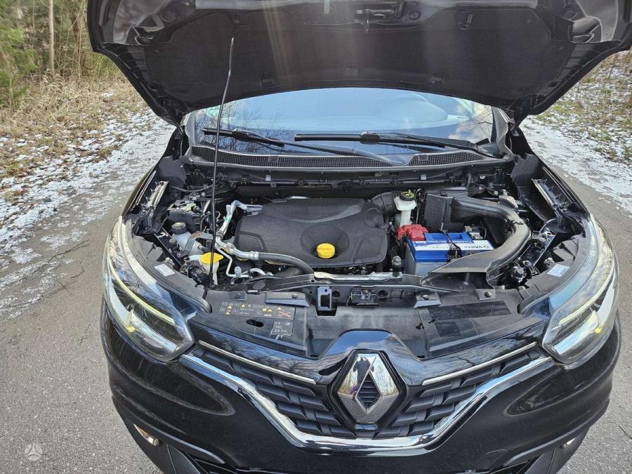 Black Renault Kadjar 2017 in Raseiniai, with an engine capacity of 1.50 L and mileage of 225 thousand km for 8300 €, photo 15 on AUTOMOTO.COM.LV