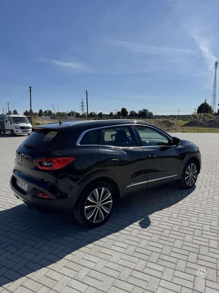 Melns Renault Kadjar 2015 Tauragė, ar dzinēja tilpumu 1.20 L un nobraukumu 149 tūkst. km par 7200 €, foto 5 vietnē AUTOMOTO.COM.LV