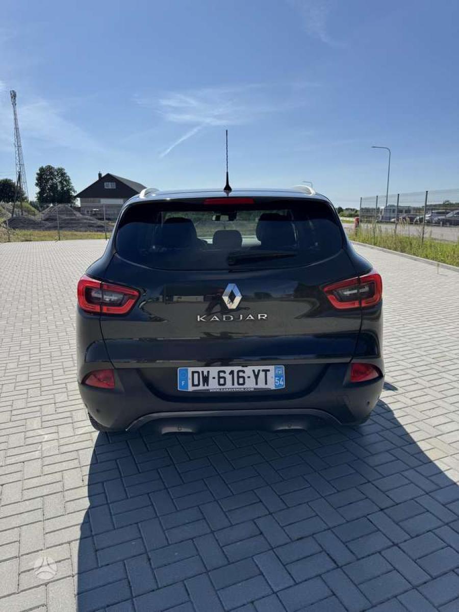 Melns Renault Kadjar 2015 Tauragė, ar dzinēja tilpumu 1.20 L un nobraukumu 149 tūkst. km par 7200 €, foto 7 vietnē AUTOMOTO.COM.LV