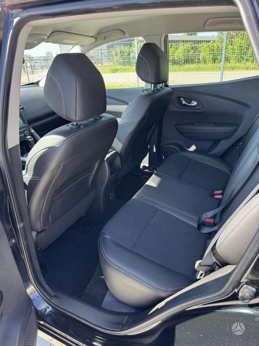 Melns Renault Kadjar 2015 Tauragė, ar dzinēja tilpumu 1.20 L un nobraukumu 149 tūkst. km par 7200 €, foto 10 vietnē AUTOMOTO.COM.LV
