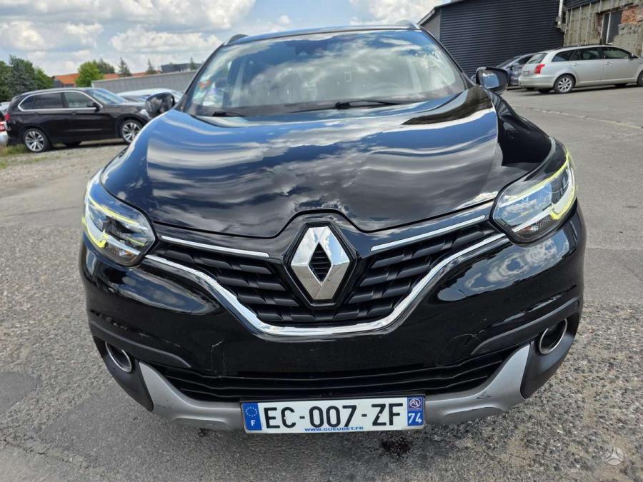 Black Renault Kadjar 2016 in Taurage, with an engine capacity of 1.20 L and mileage of 150 thousand km for 7300 €, photo 4 on AUTOMOTO.COM.LV