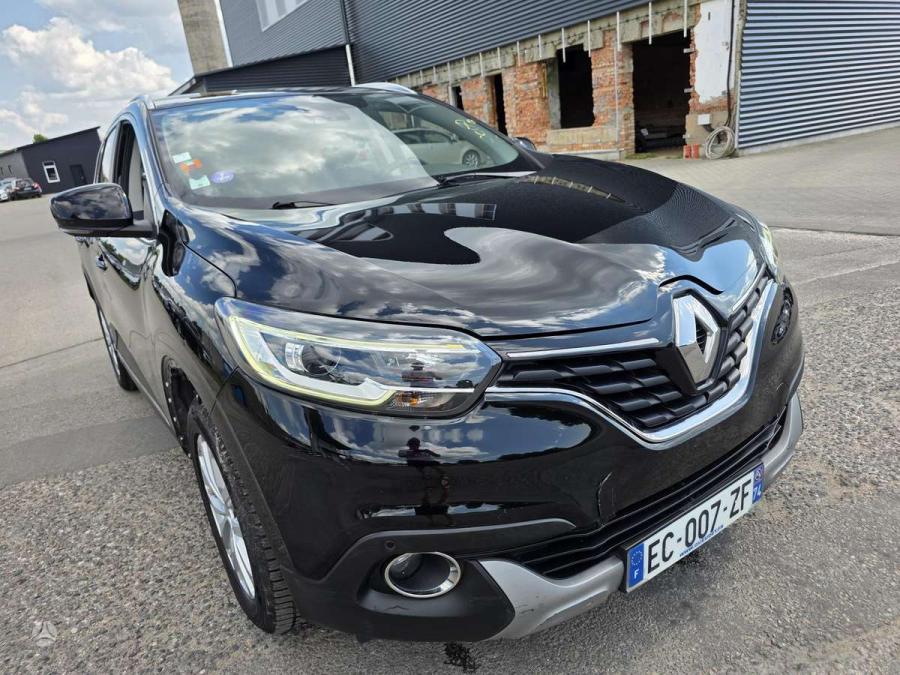 Black Renault Kadjar 2016 in Taurage, with an engine capacity of 1.20 L and mileage of 150 thousand km for 7300 €, photo 5 on AUTOMOTO.COM.LV